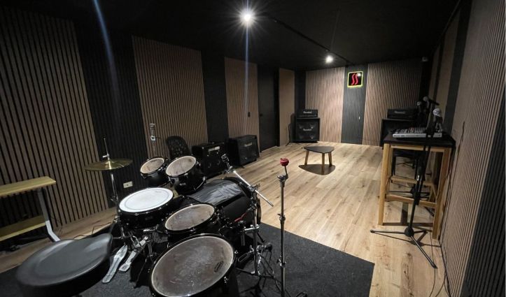 Dissonante Studios: el nuevo epicentro de la música y el arte en Bogotá – Revista Pazcana